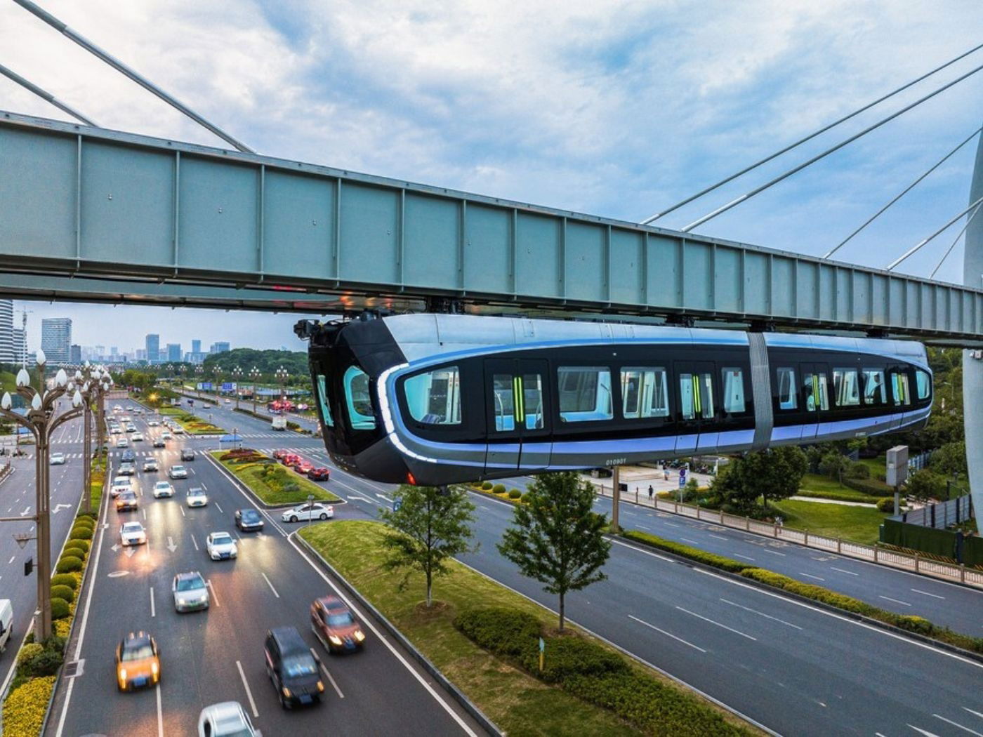 China lança primeira linha suspensa de monotrilho em Wuhan - TechShake