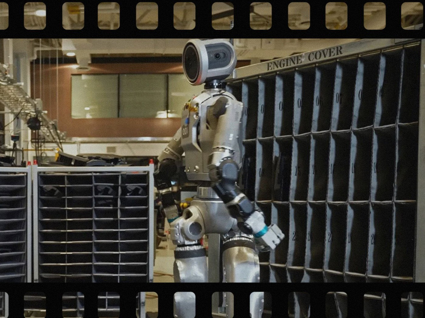 Coisa de filme! Robô Atlas faz giros de cabeça que lembram um filme de ...