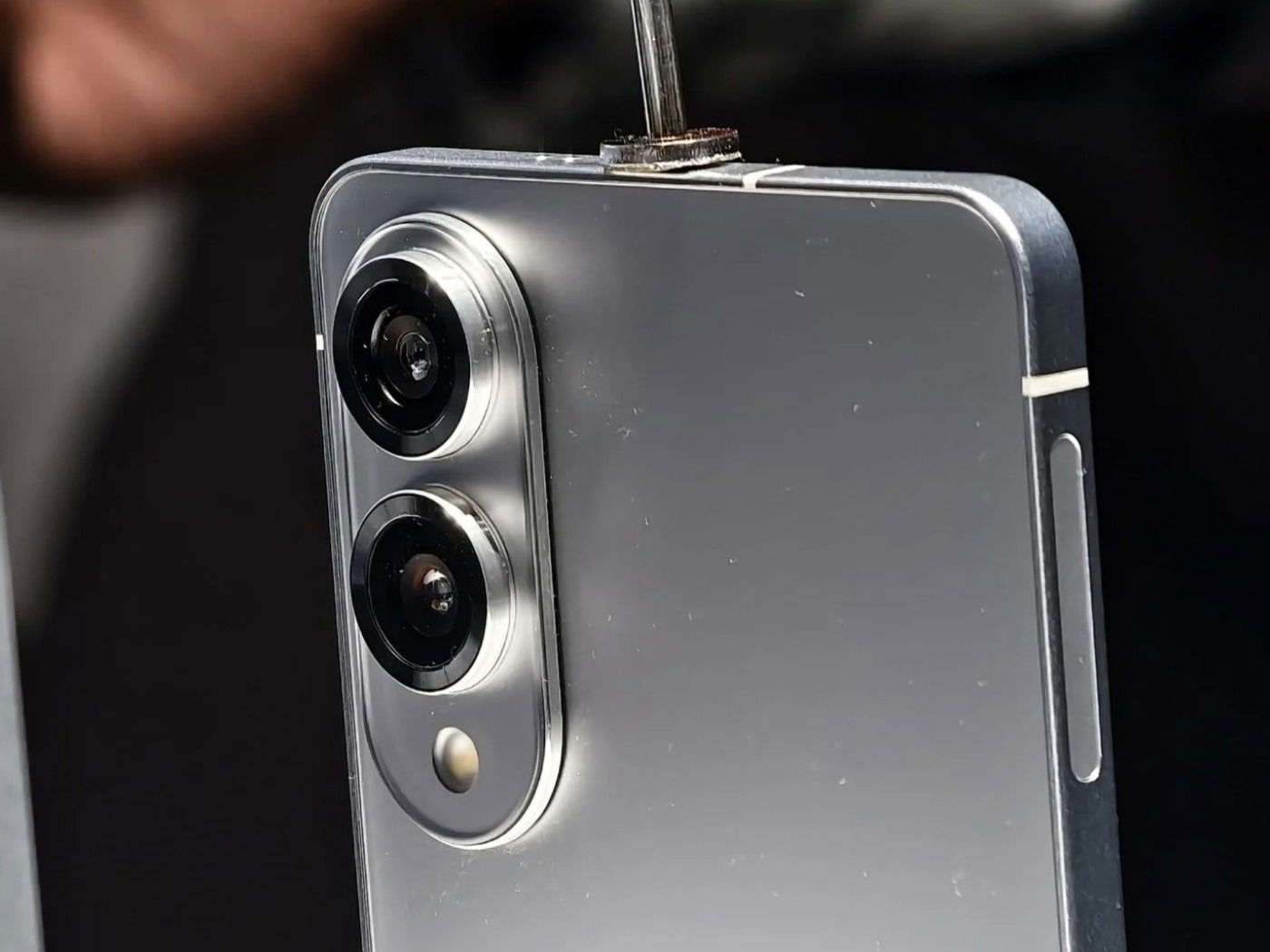 Galaxy S25 Edge terá uma mistura de câmeras do S25 Plus e S25 Ultra ...