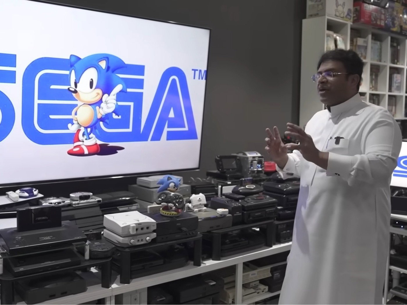 Gamer saudita conecta 444 videogames em sua TV e entra para Guinness ...