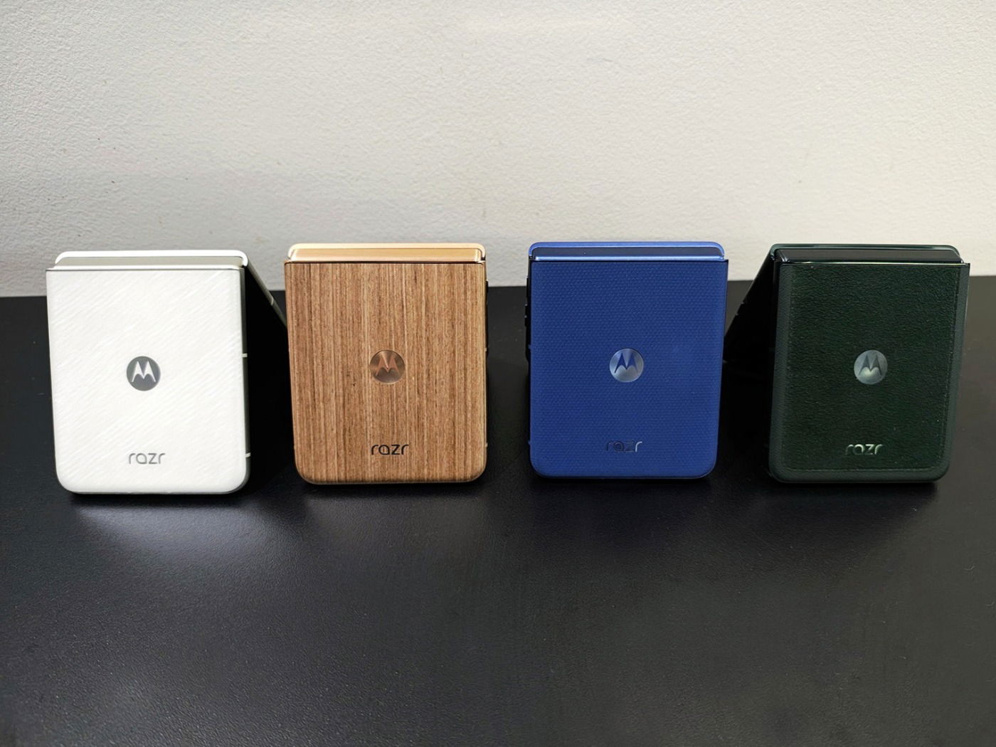 Motorola Razr 60 e Razr 60 Ultra chegam ao Brasil com IA e boas ...